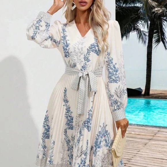 MONARCH FASHION | Dresses | Boho Floral Print Pleated Dress | Poshmark